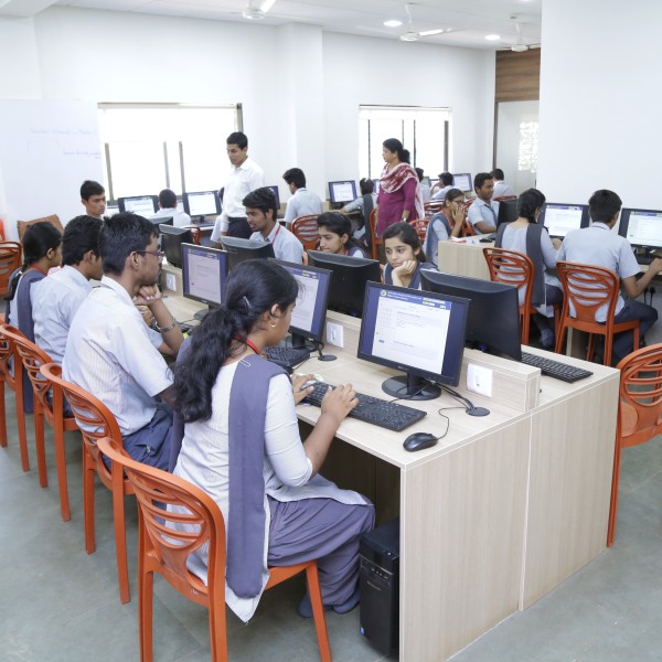 J M Rathi English School & Junior College